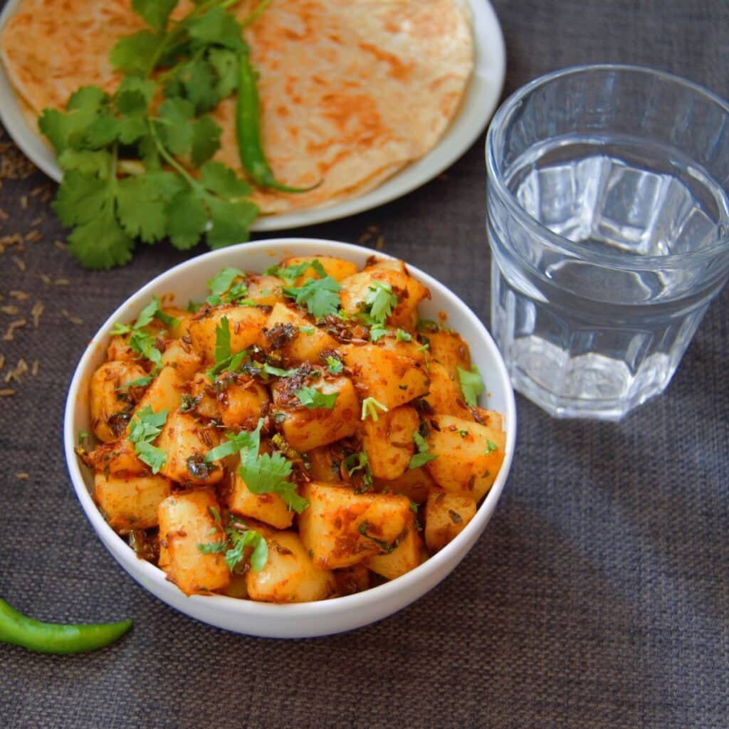 Jeera Aloo Recipe (Cumin Spiced Potatoes) - Flavours Treat