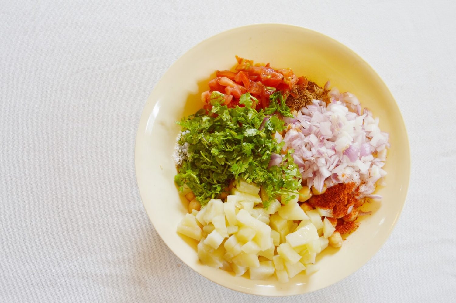 Chana Chaat Recipe (Chickpea Chaat) - Flavors Treat