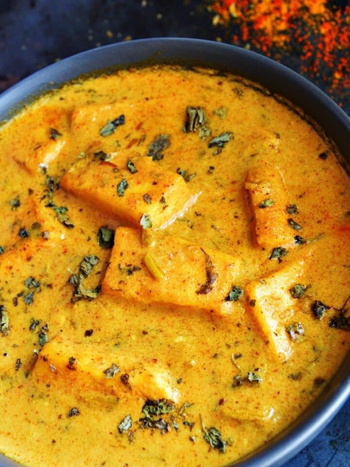 Creamy Paneer Korma Recipe - Flavours Treat