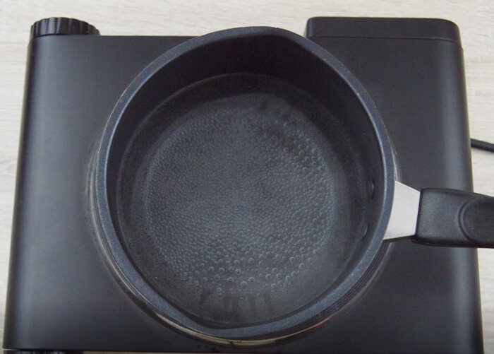 Easy Fresh Mint Tea Recipe - Flavours Treat