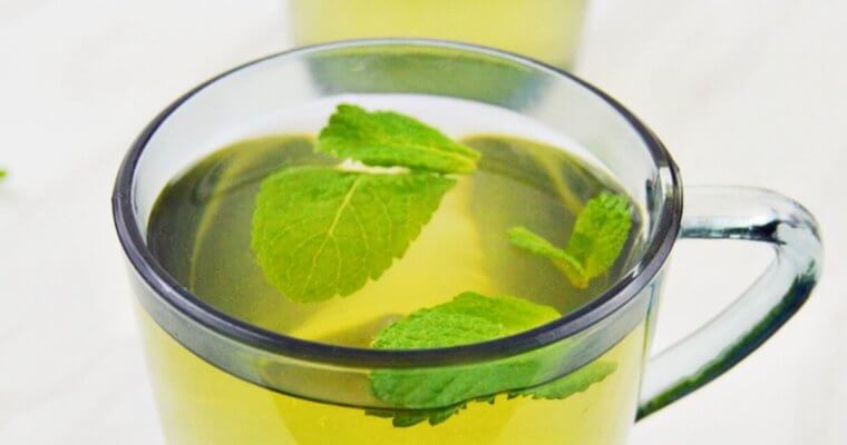 Easy Fresh Mint Tea Recipe - Flavours Treat