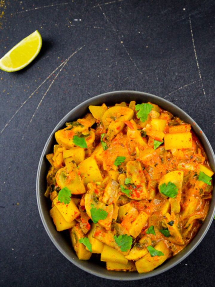 Curry - Flavours Treat