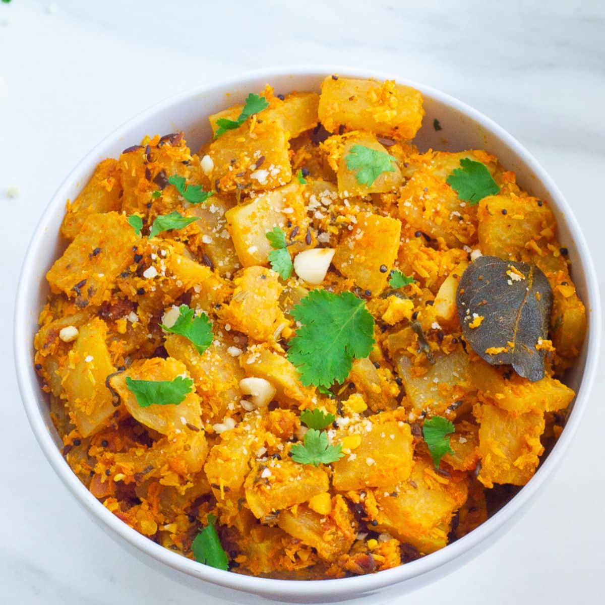 Kohlrabi Curry Recipe (Knol Khol Curry) - Flavours Treat