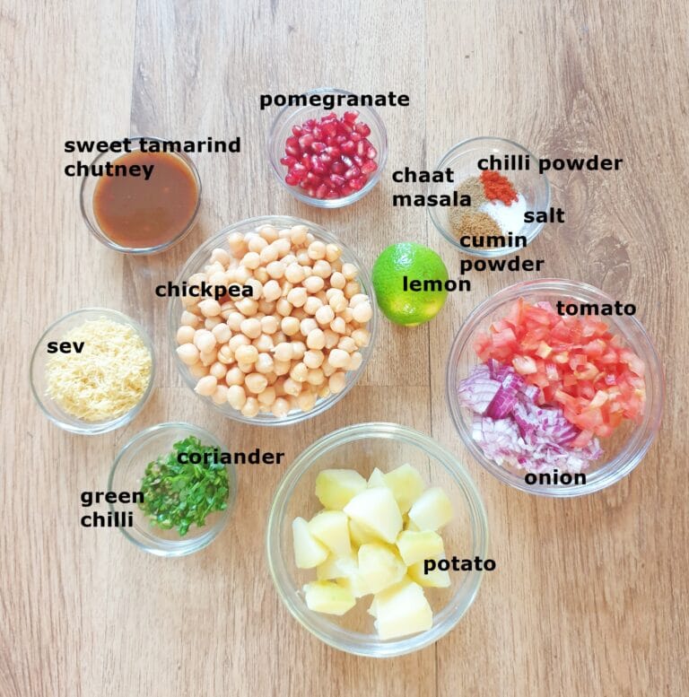 Chana Chaat Recipe (White Chickpea Chaat) - Flavours Treat