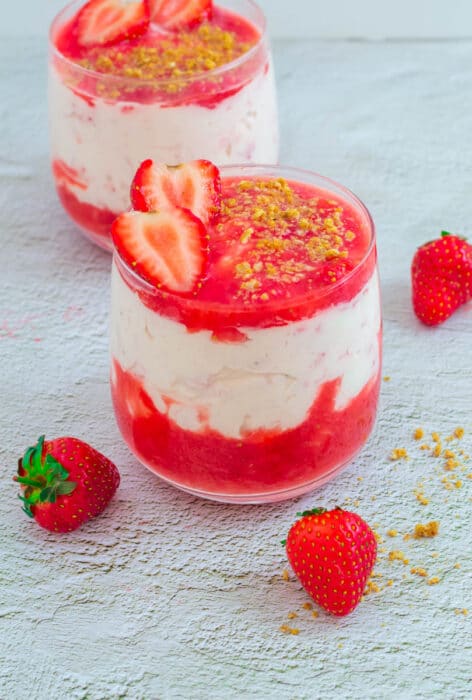 Strawberry Fool Recipe (Strawberry and Cream Dessert) - Flavours Treat