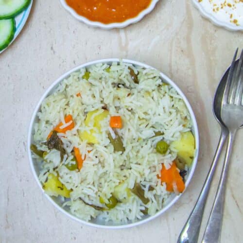 Instant Pot Vegetable Pulao - Flavours Treat