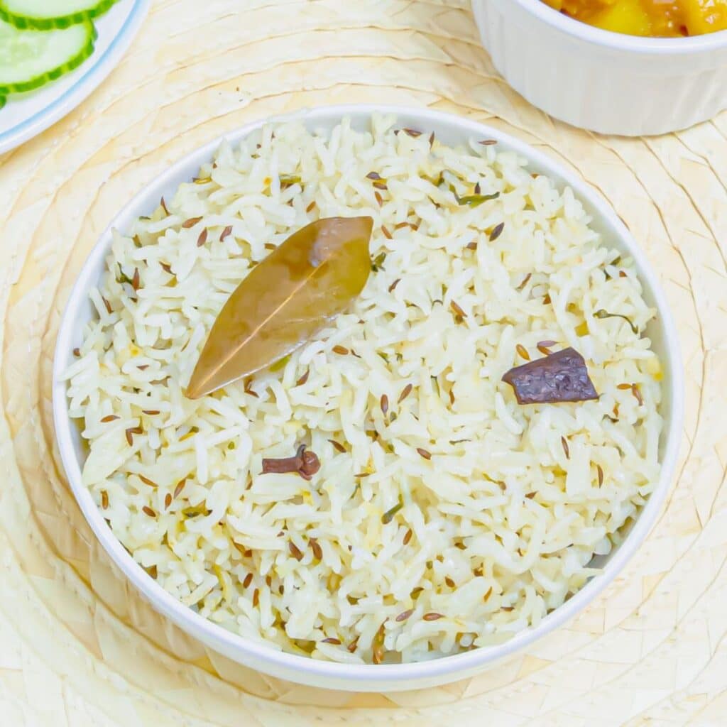 Instant Pot Jeera Rice Recipe (Indian Cumin Rice) - Flavours Treat