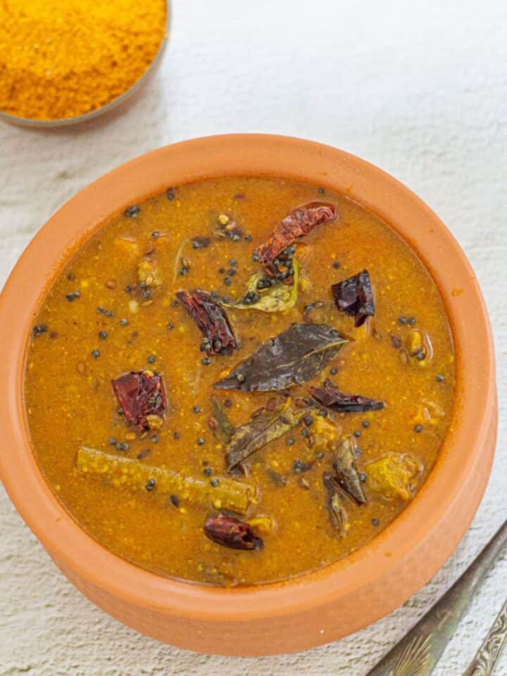 Plain Salna Recipe (Side Dish for Parotta, Idli, Dosa) - Flavours Treat