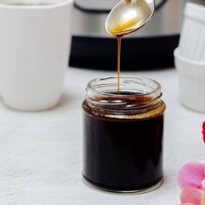 Copycat Starbucks Cinnamon Dolce Syrup Recipe - Flavours Treat