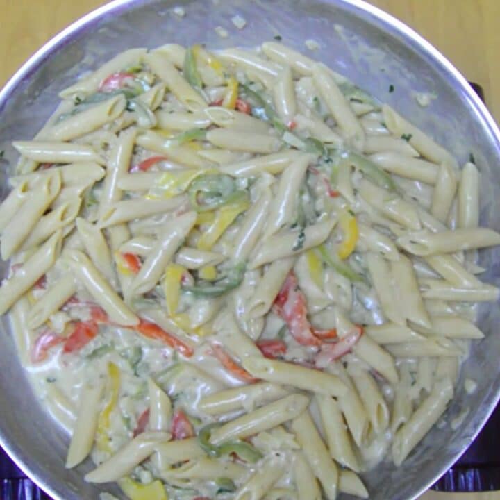 Easy Vegetarian Rasta Pasta Recipe - Flavours Treat