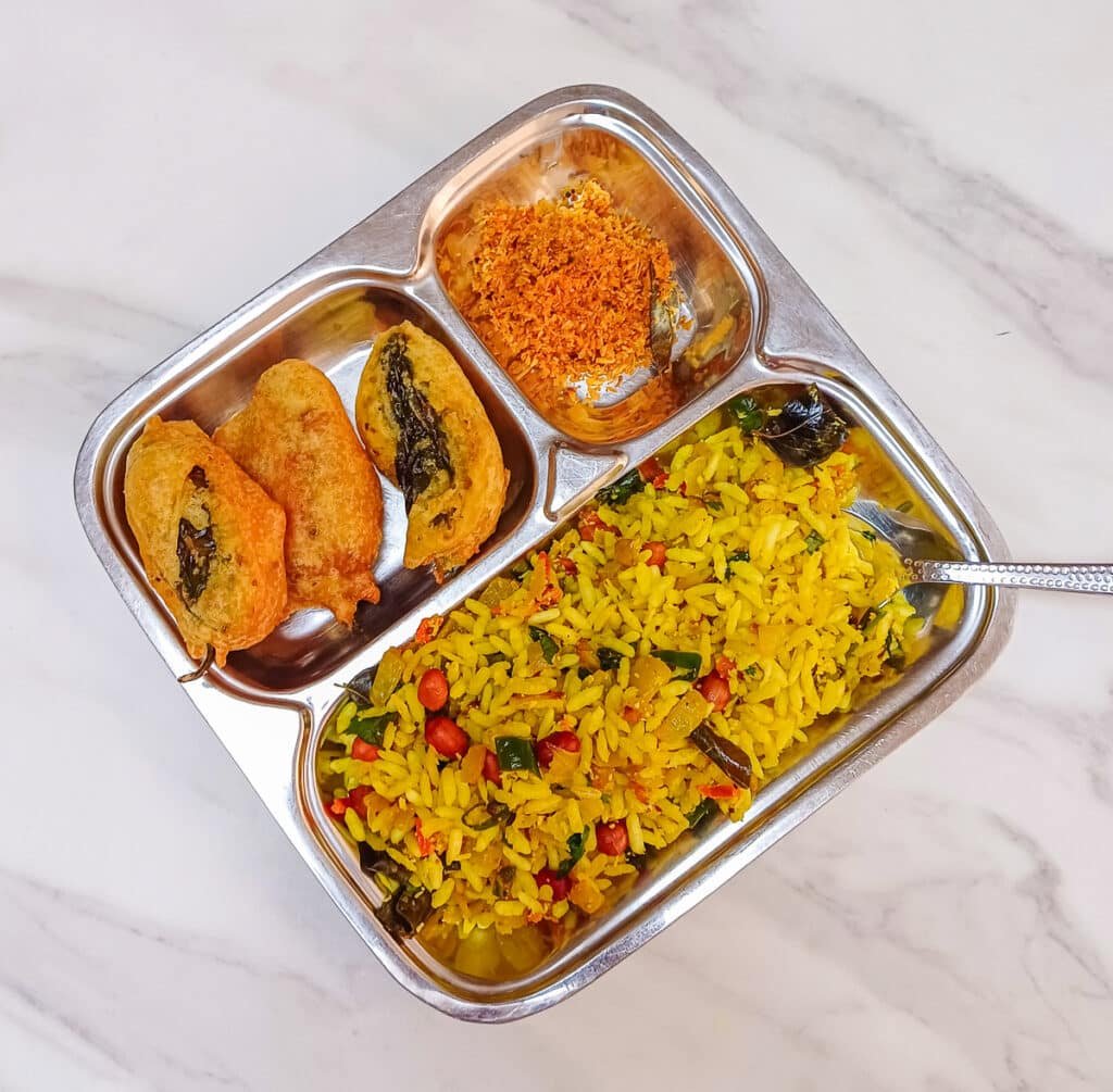 Uggani (Puffed Rice Upma) - Flavours Treat