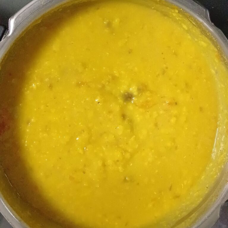 Toor Dal Recipe (Arhar Dal) - Flavours Treat