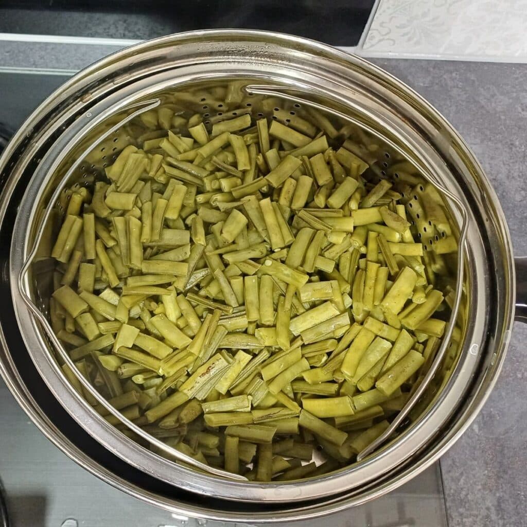 Cluster Beans Fry (Goru Chikkudu Kaya Recipe) - Flavours Treat